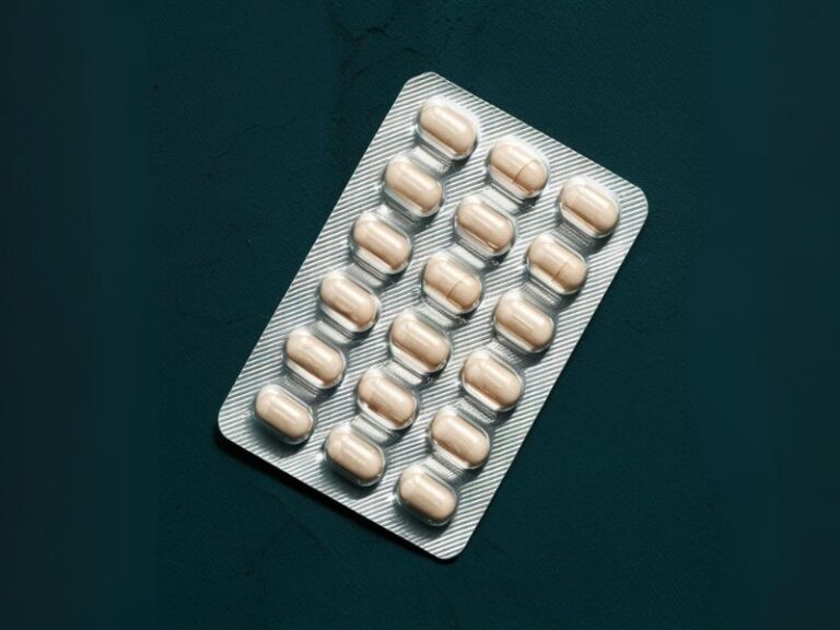 Generic vs. Brand-Name Drugs: Cost and Quality Differences